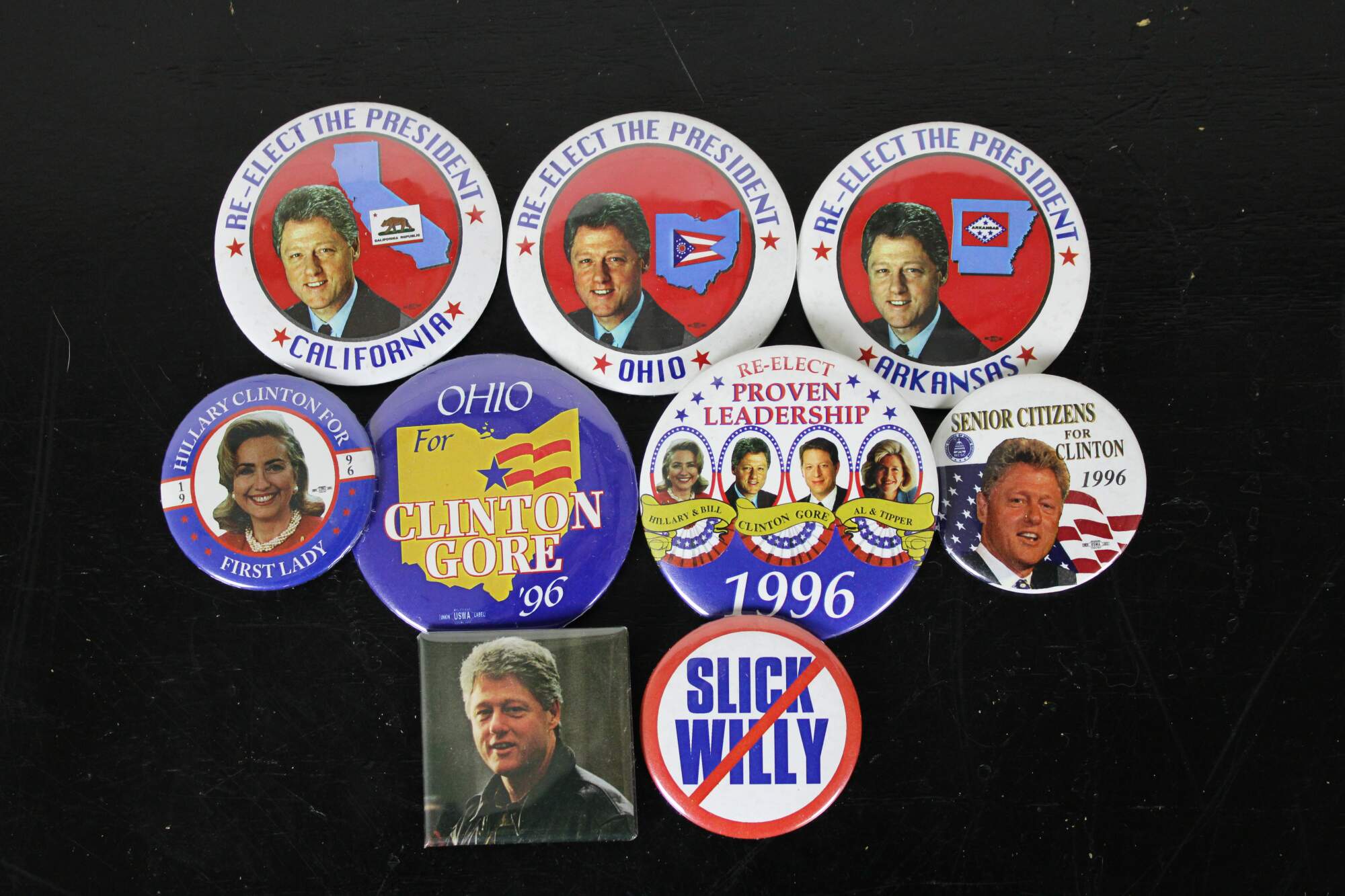 Lot of 45 Assorted US Political Pins Buttons Vote Taft Obama Clinton ...