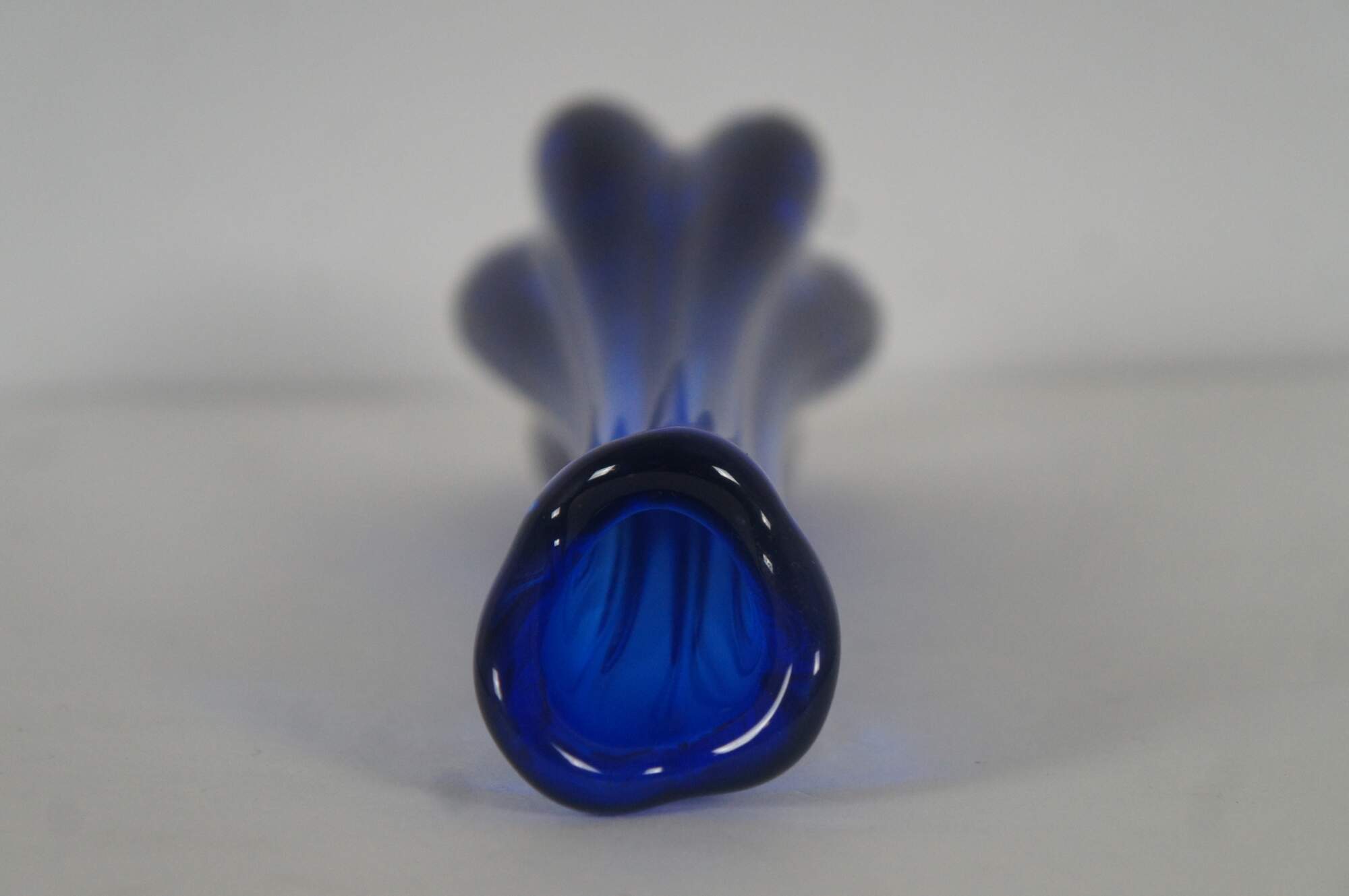 Vintage Magnor Norwegian Cobalt Blue Freeform Glass Flower Vase 10"