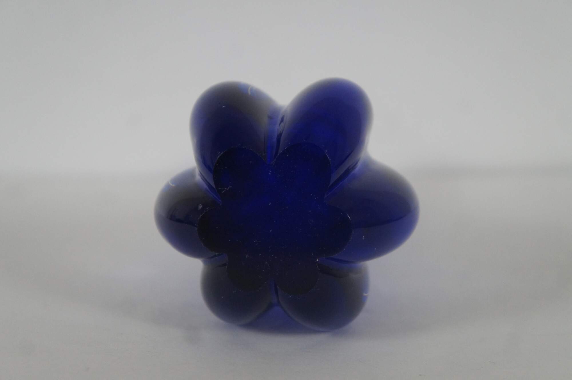 Vintage Magnor Norwegian Cobalt Blue Freeform Glass Flower Vase 10"