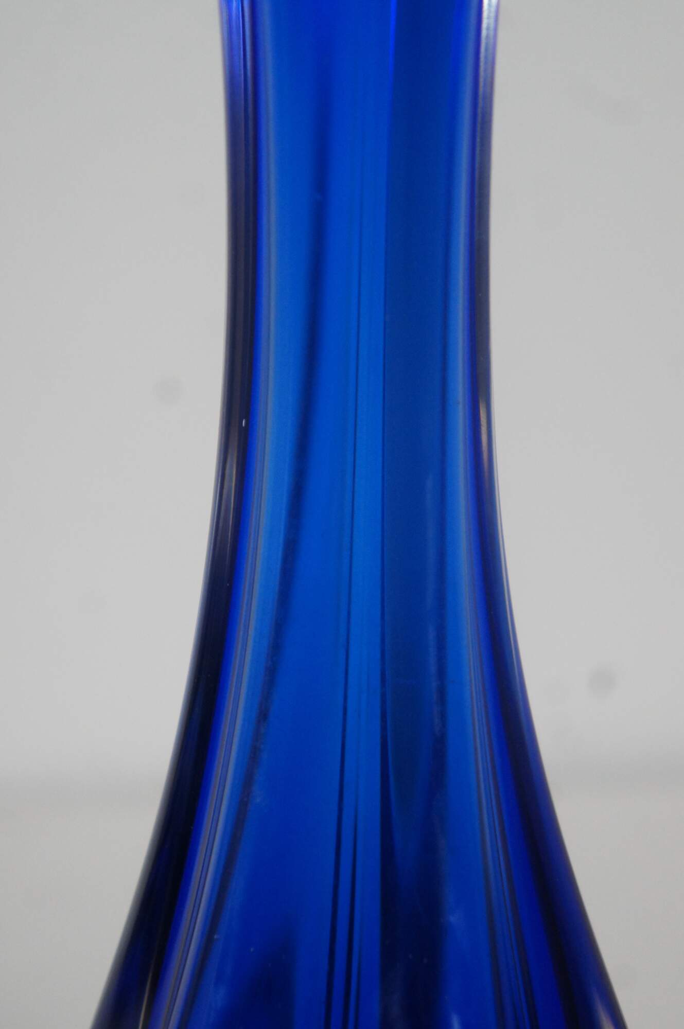 Vintage Magnor Norwegian Cobalt Blue Freeform Glass Flower Vase 10"
